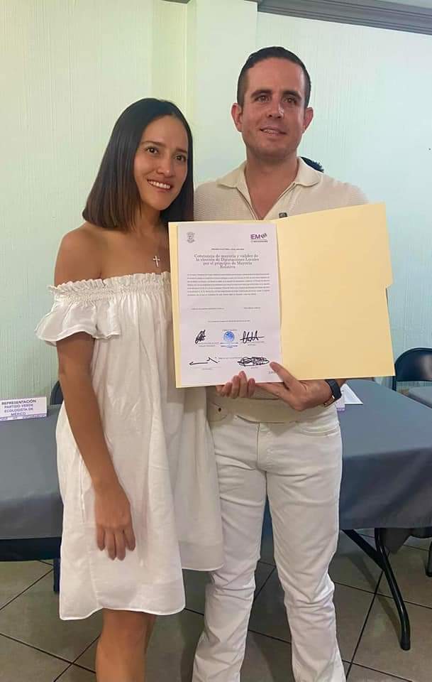 Carlos Alejandro Bautista Tafolla Recibe Constancia de Mayoría de ...